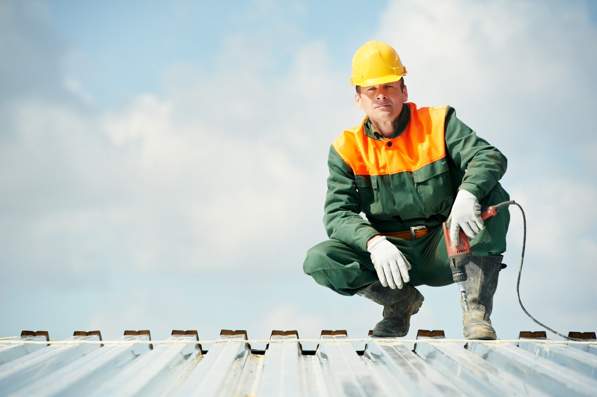 7 Signs You Need to Call a Commercial Roofing Company - Innovative ...